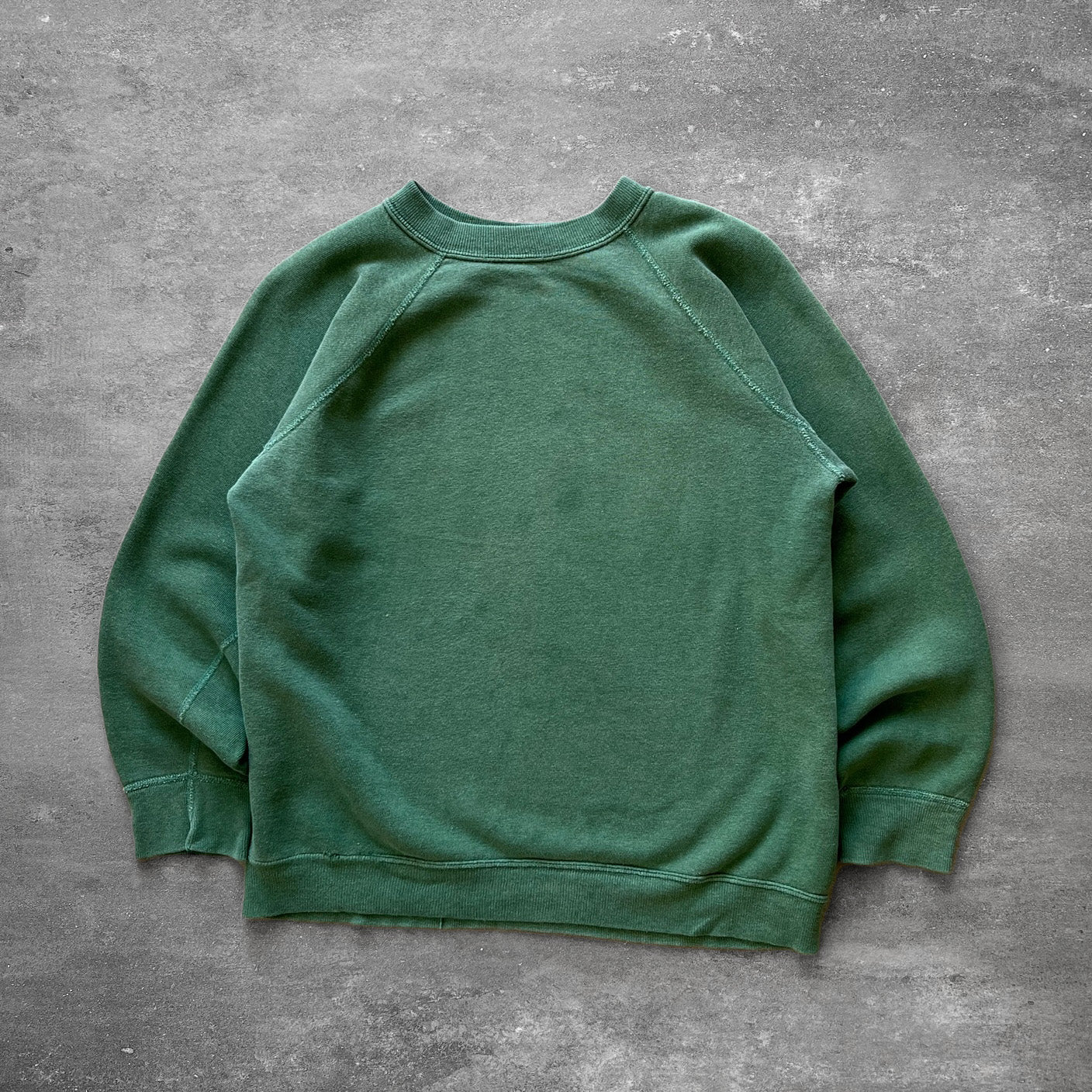 1960s Raglan Sweatshirt Faded Green – Ametora