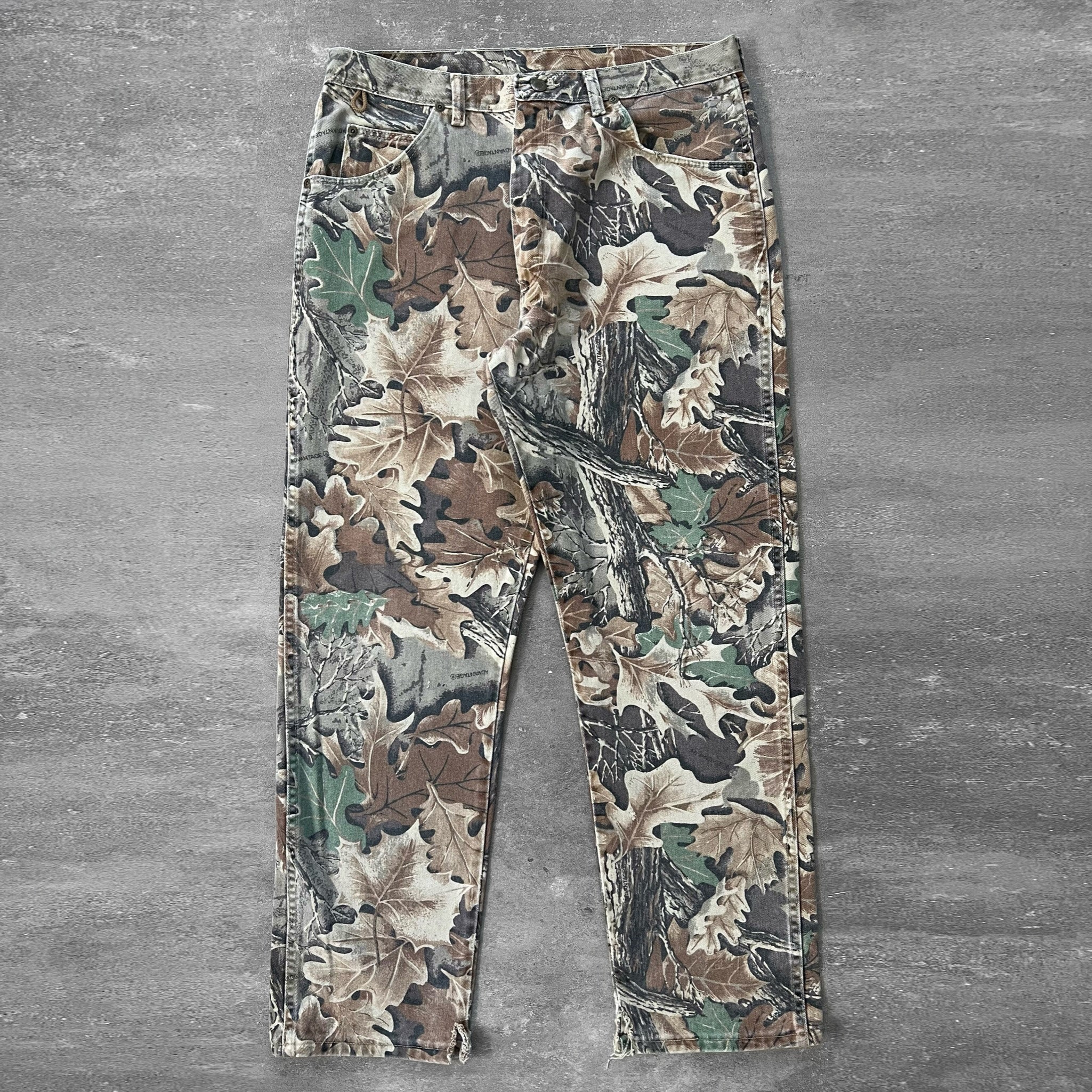 1990s VF Jeanswear Camo Pants 34 x 30 – Ametora